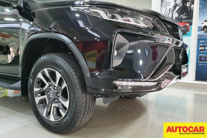 First Pictures: new Toyota Fortuner 2.8VRZ Diesel - Autocar Malaysia ...