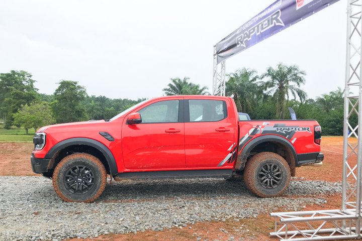 Next-generation Ford Ranger Raptor launched in Malaysia, RM260k